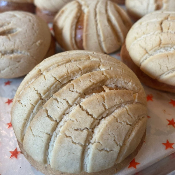 Concha de Vainilla con Nuez – The Healthy Bakery Mx